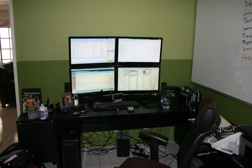Quad Monitor Setup | [H]ard|Forum